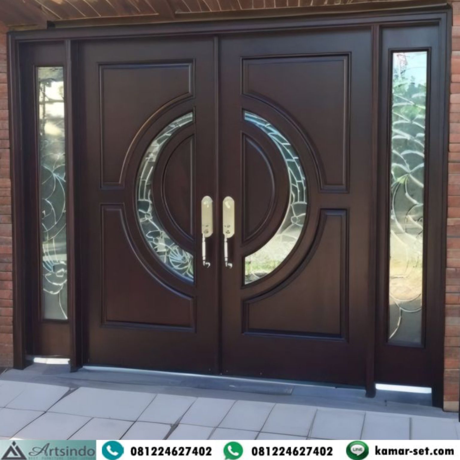Pintu Utama Rumah Mewah Kombinasi Kaca Patri Terbaru Arts Indo